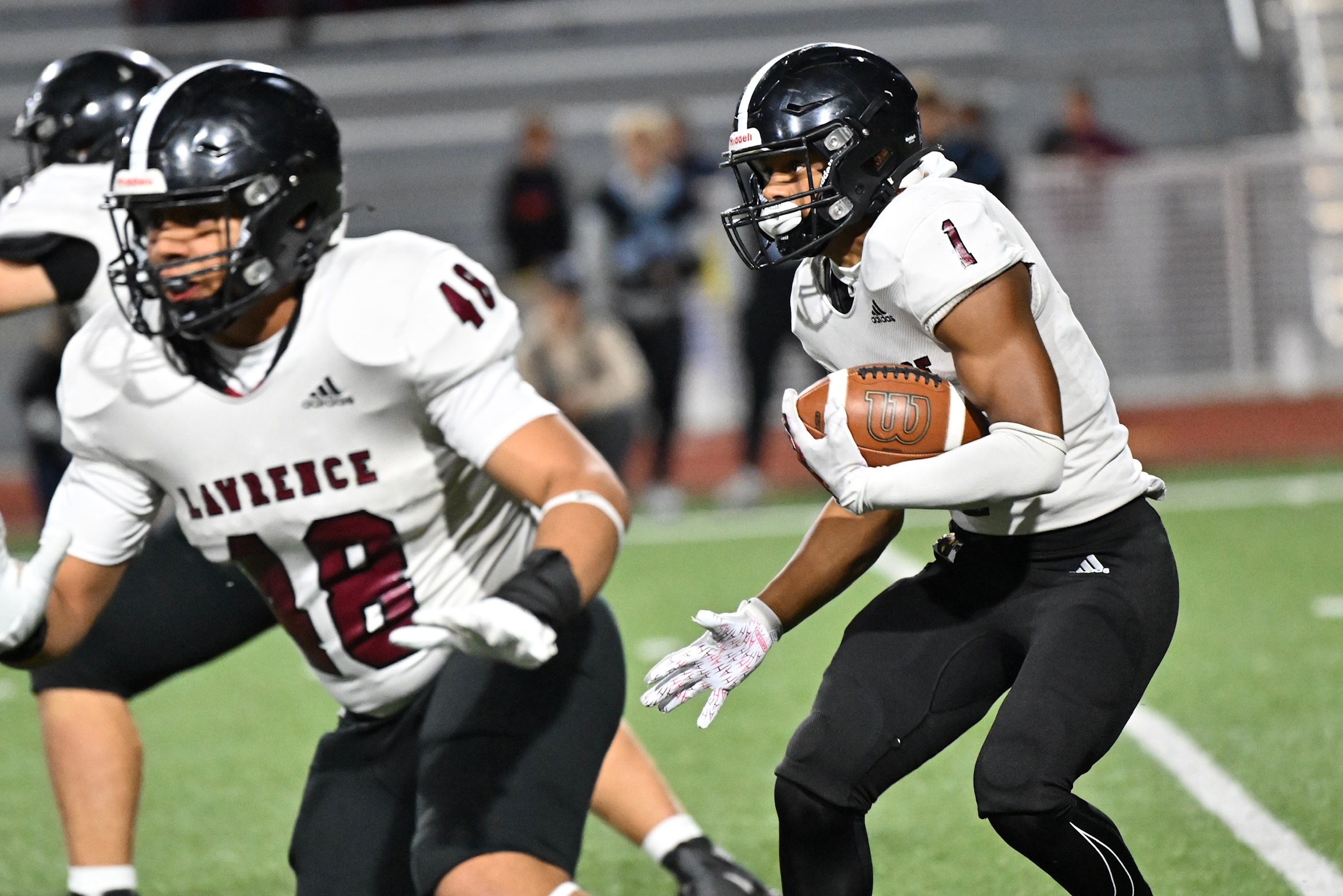 Senior spotlight: LHS running back Edwards ready to carry heavy load on ...